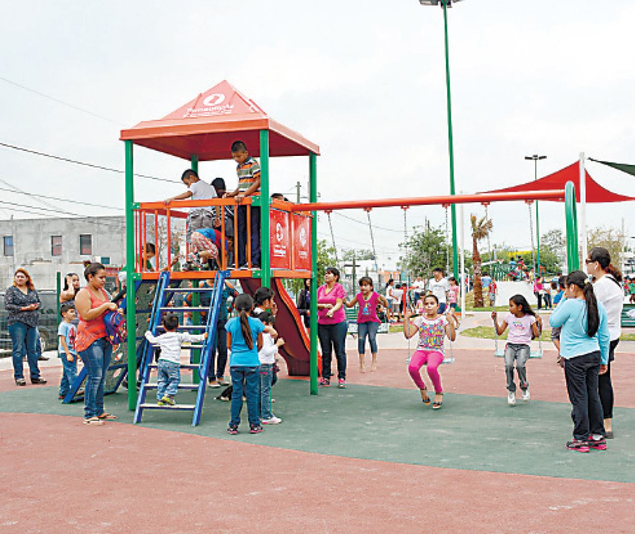 Construirán cinco parques de barrio - La Tarde