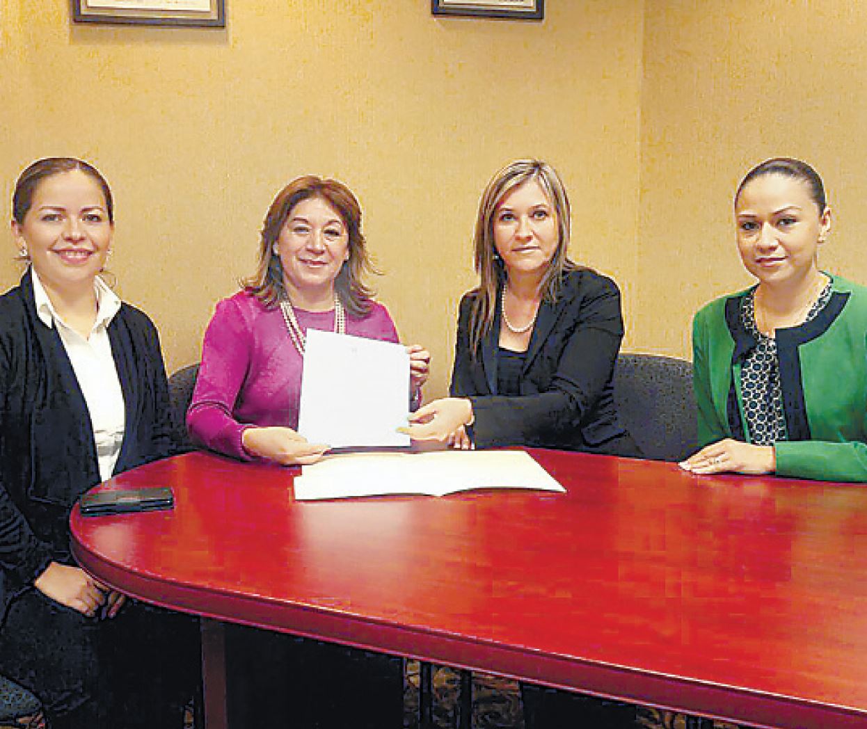 Recibirá Martha Ramos premio a Mujer del Año - La Tarde